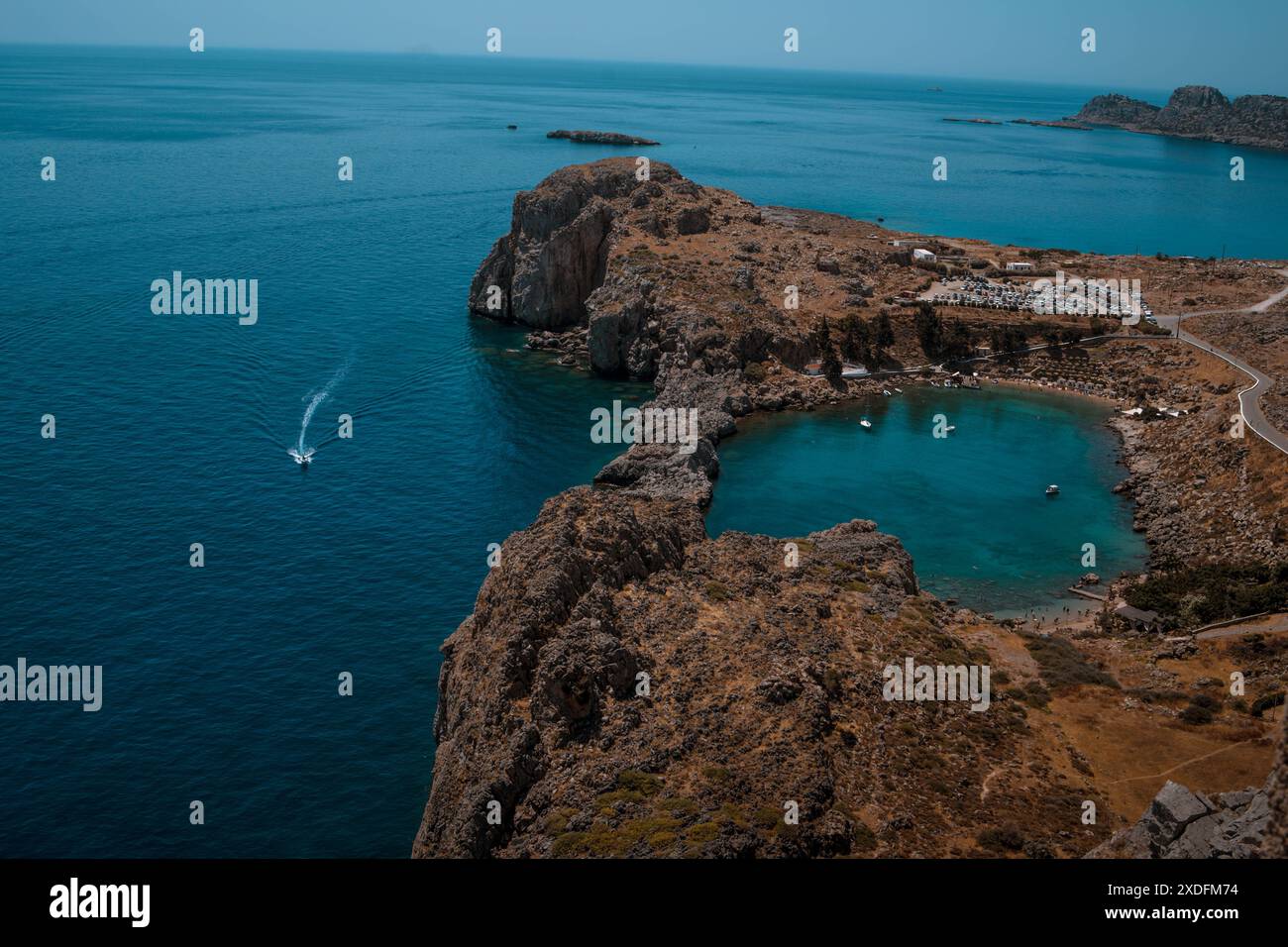 Beautiful aerial lagoon ocean hi-res stock photography and images - Alamy