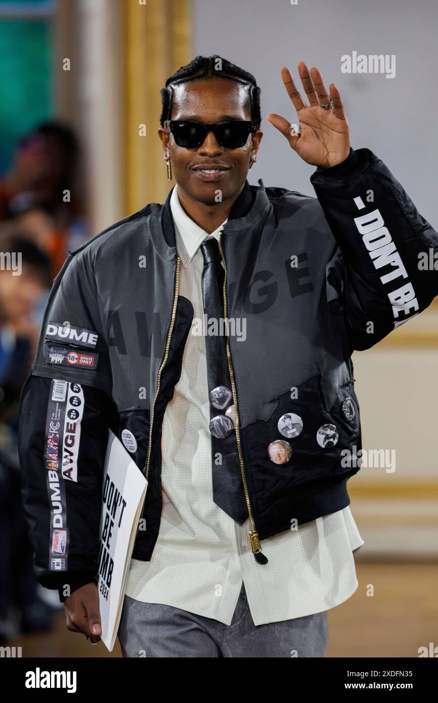 Designer ASAP Rocky accepts applause after the American Sabotage Spring ...