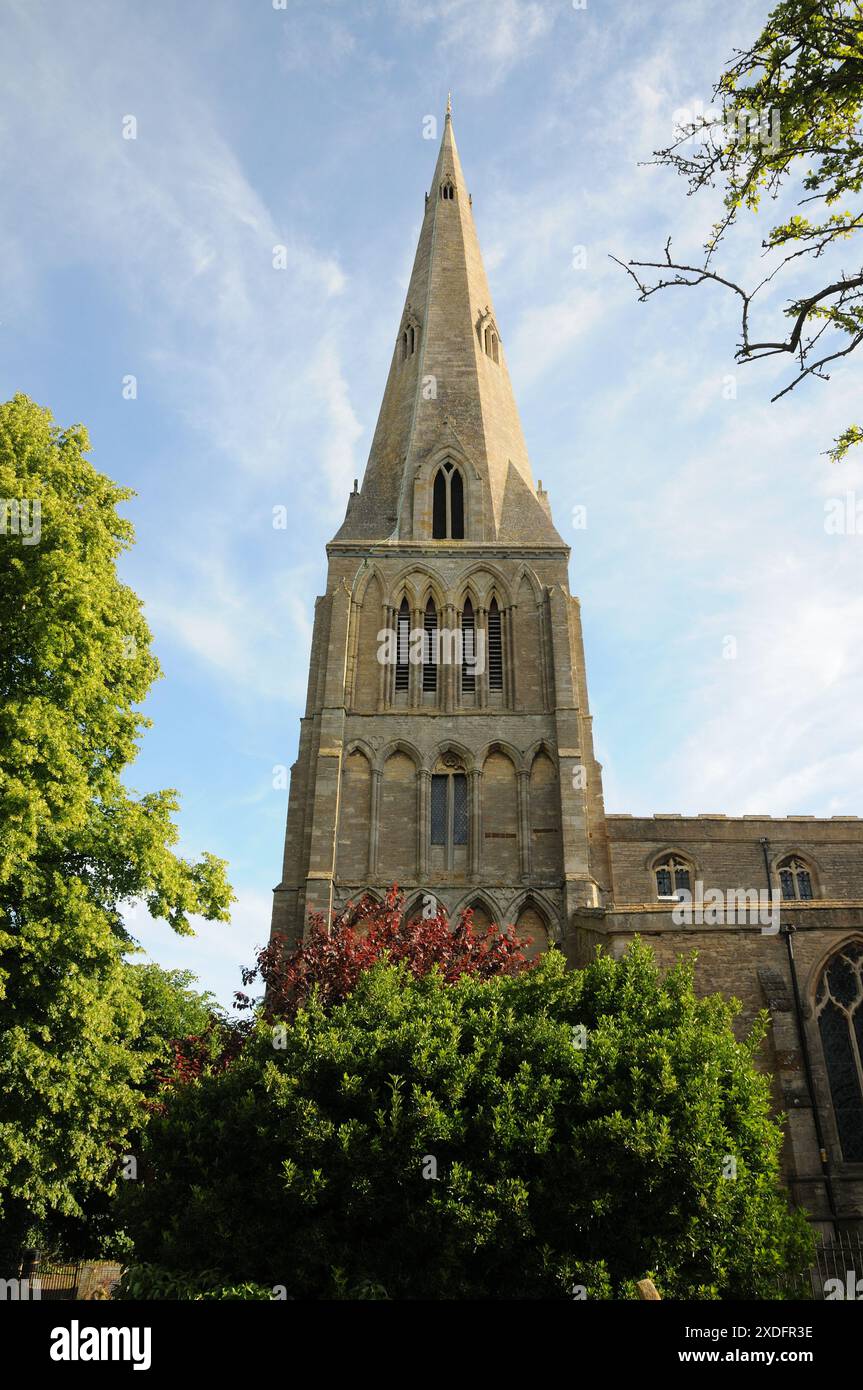 St Peter's Church, Raunds, Northamptonshire Stock Photo - Alamy