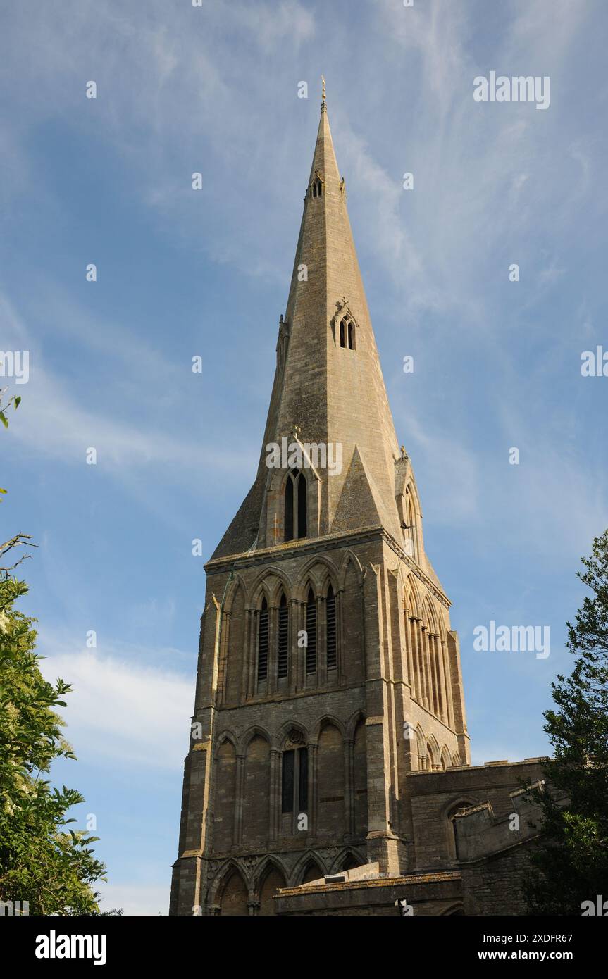 St Peter's Church, Raunds, Northamptonshire Stock Photo - Alamy