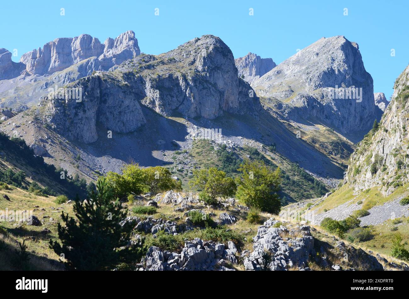 Western Valleys Natural Park (parque natural de los Valles Occidentales ...