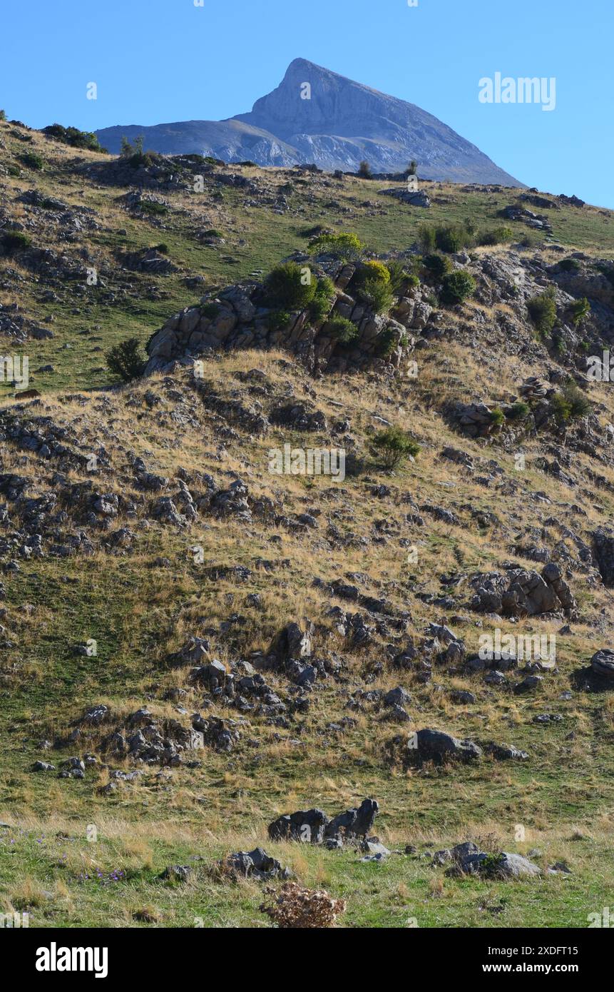 Western Valleys Natural Park (parque natural de los Valles Occidentales ...