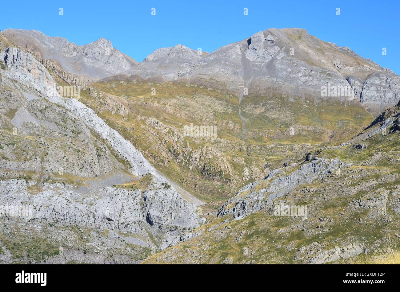 Western Valleys Natural Park (parque natural de los Valles Occidentales ...