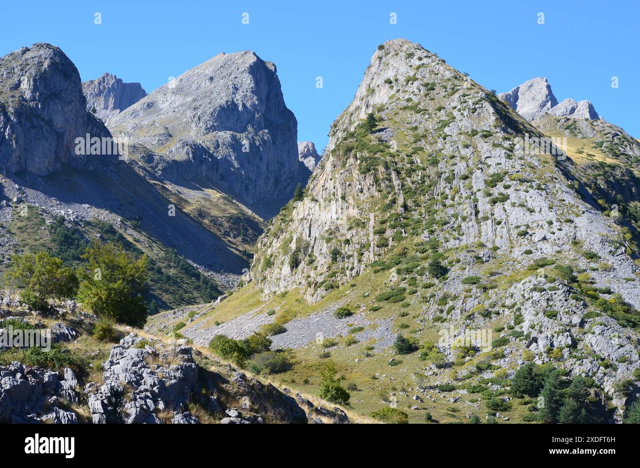 Western Valleys Natural Park (parque natural de los Valles Occidentales ...