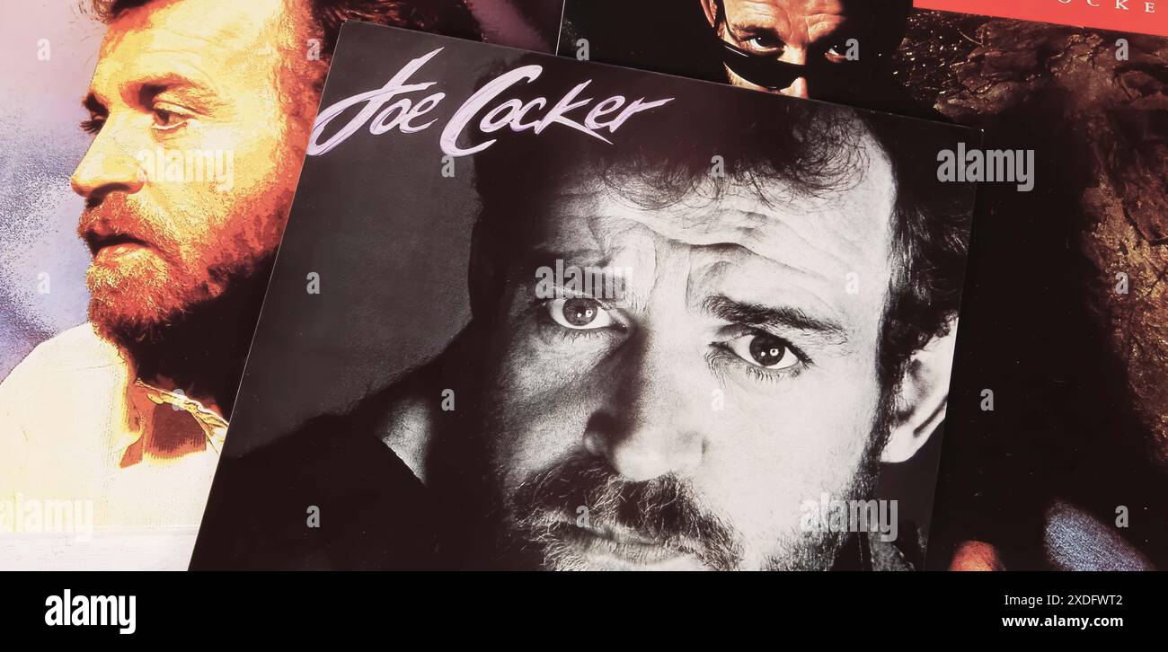 Music album covers hi-res stock photography and images - Alamy