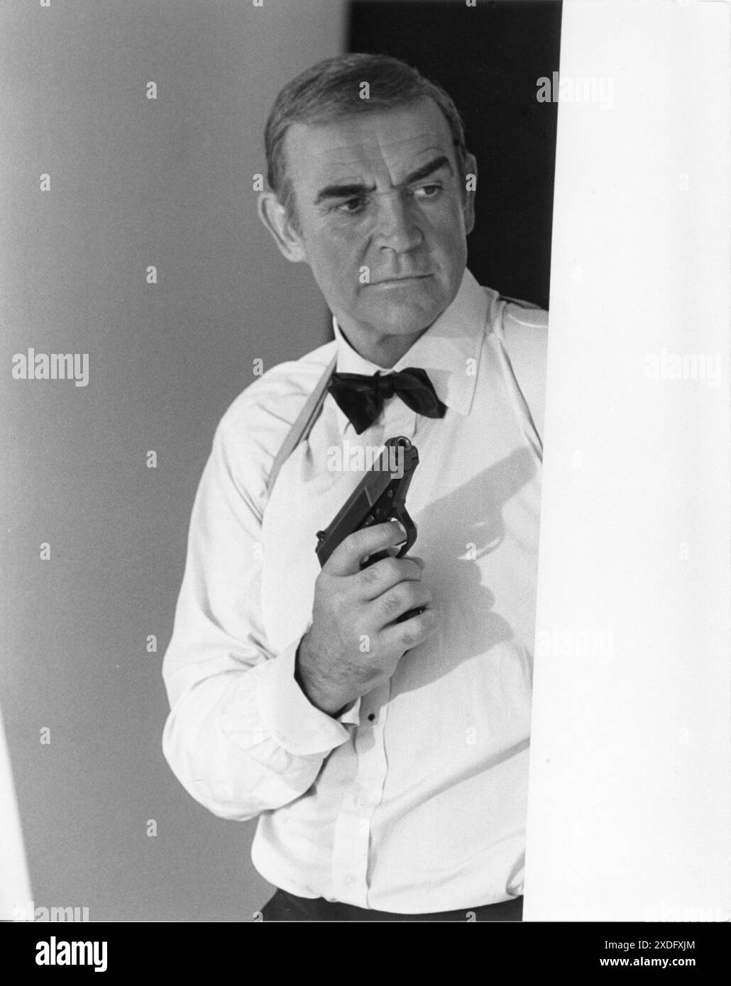 James bond sean connery 007 with walther ppk hi-res stock photography ...