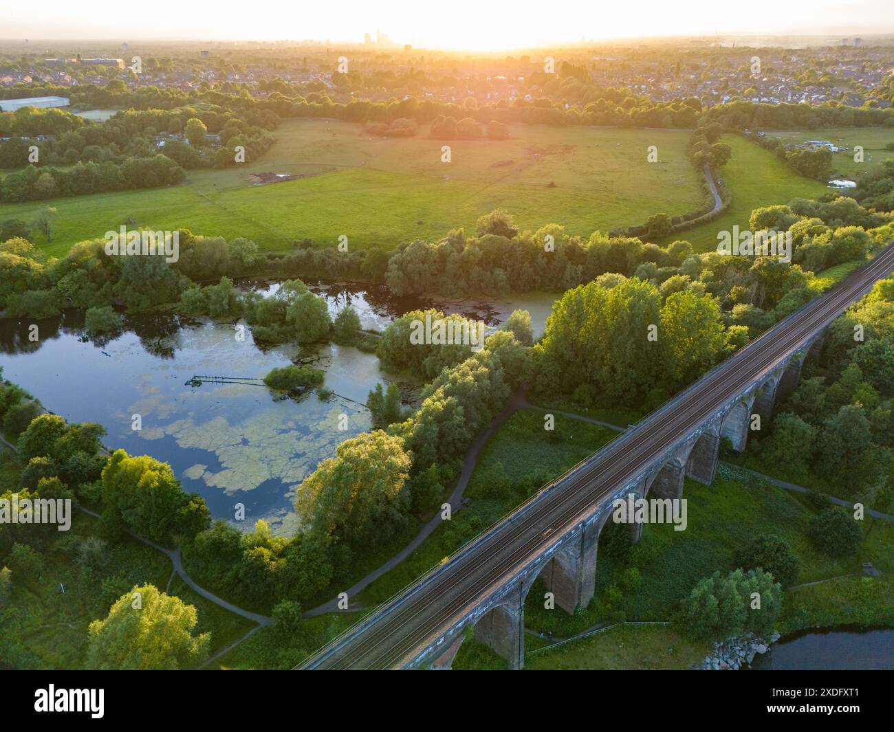 Viaduct in Reddish Vale Country Park Stock Photo - Alamy