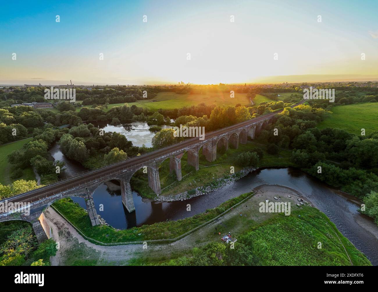 Reddish vale country park hi-res stock photography and images - Alamy