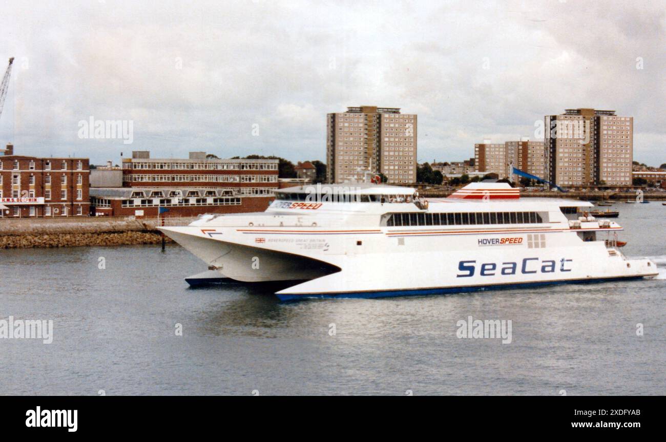 HOVERSPEED GREAT BRITAIN, SEACAT, HOVERSPEED'S NEW SERVICE TO THE ISLE ...