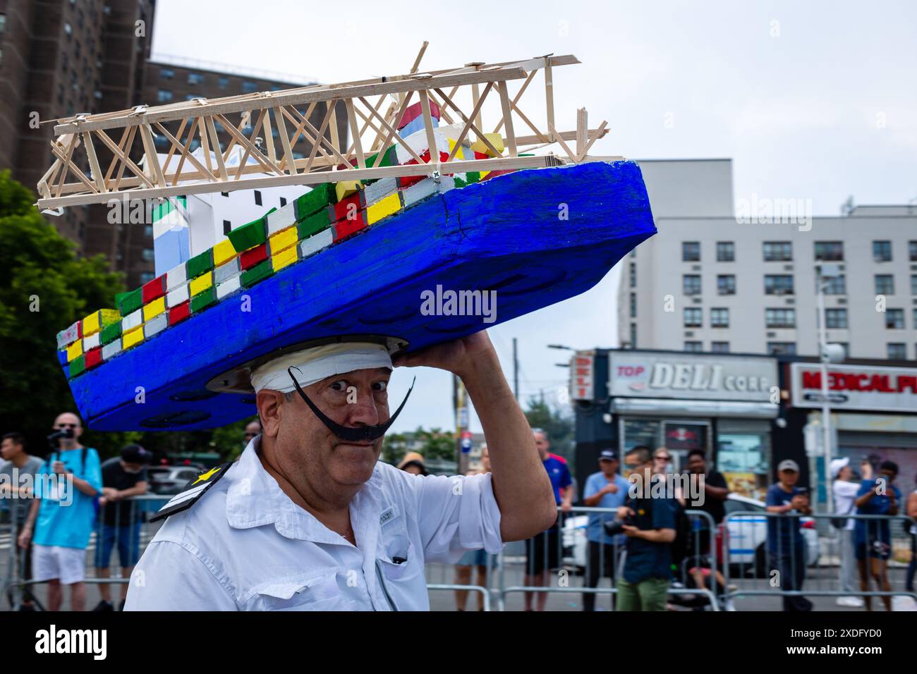 Coney island mermaid parade key hi-res stock photography and images - Alamy