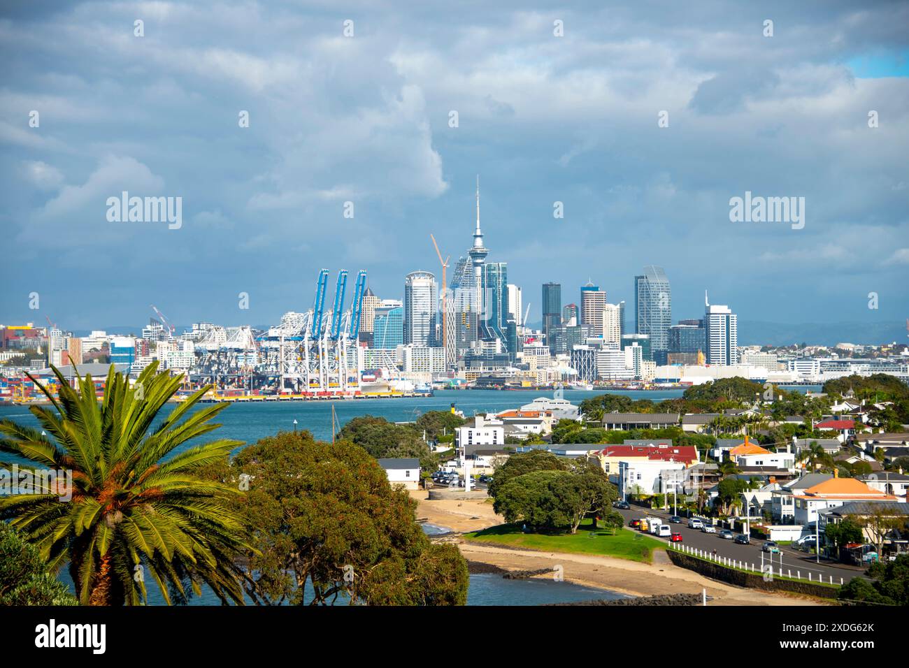 New zealand zoom hi-res stock photography and images - Alamy