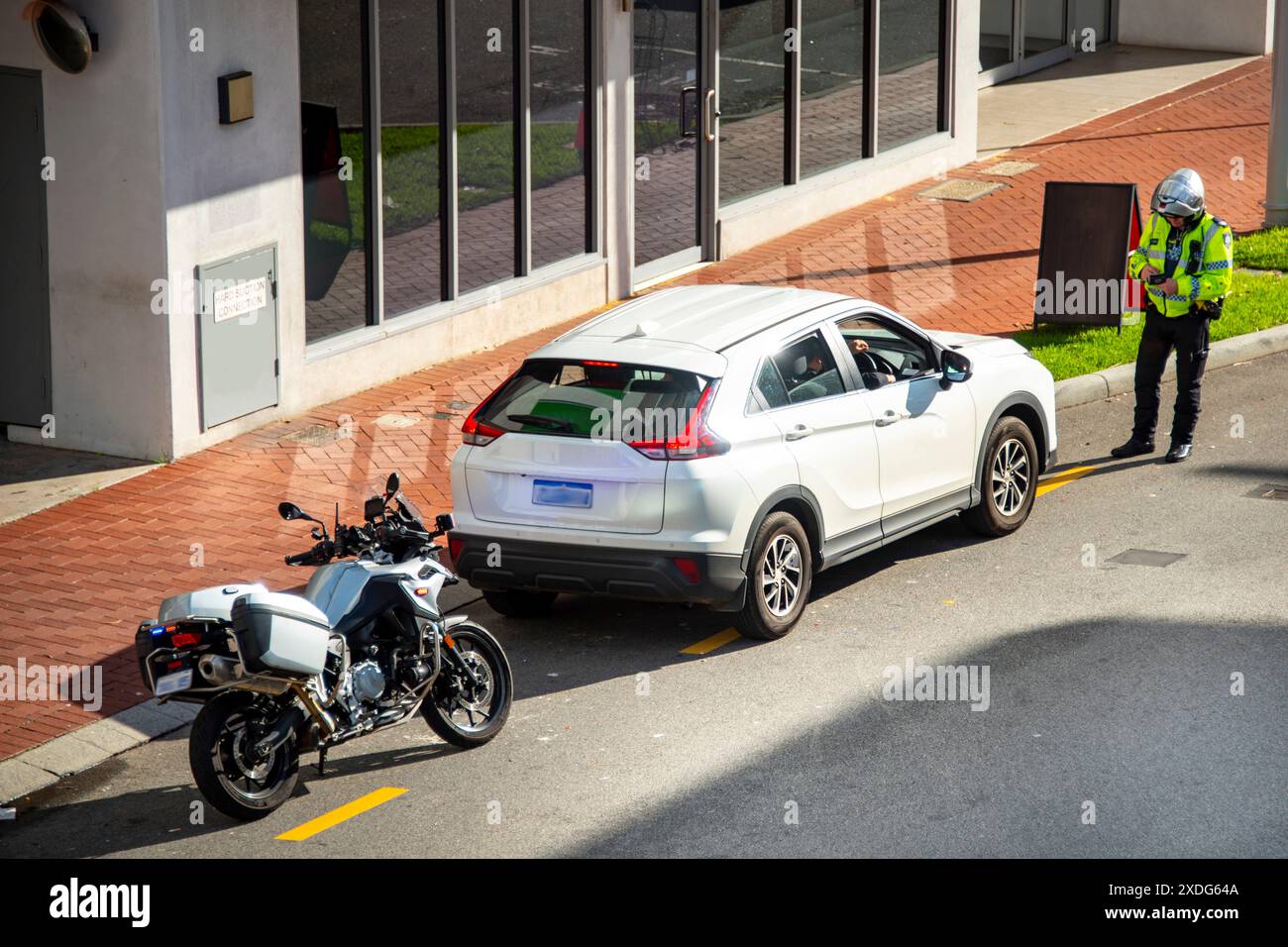 Police Stop for Traffic Infraction Stock Photo - Alamy