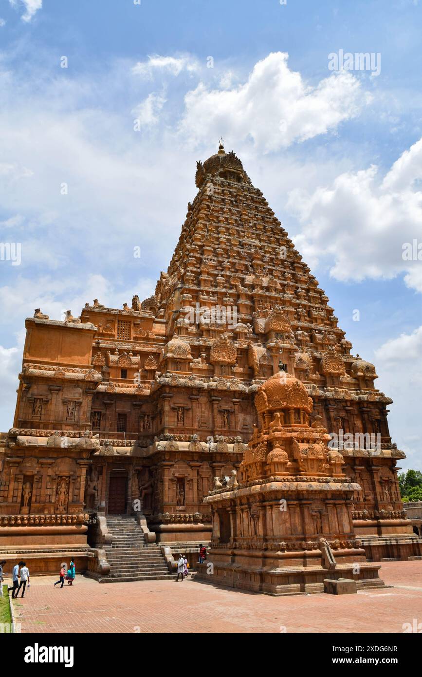 The Brihadeeswarar temple in Thanjavur, Tamilnadu, India Stock Photo ...