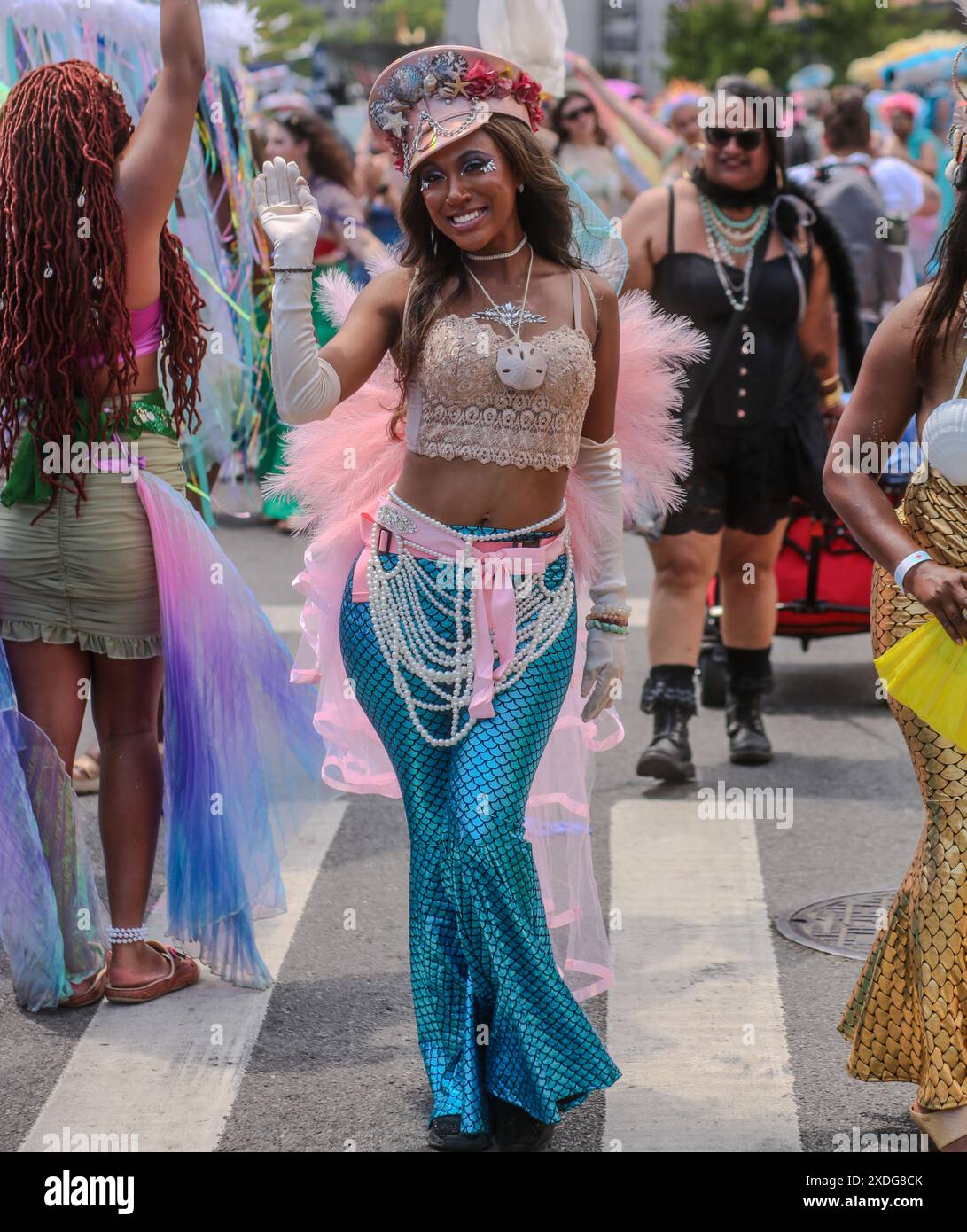 Brooklyn , New York / USA - Hundreds of thousands of “mermaids,” stream ...