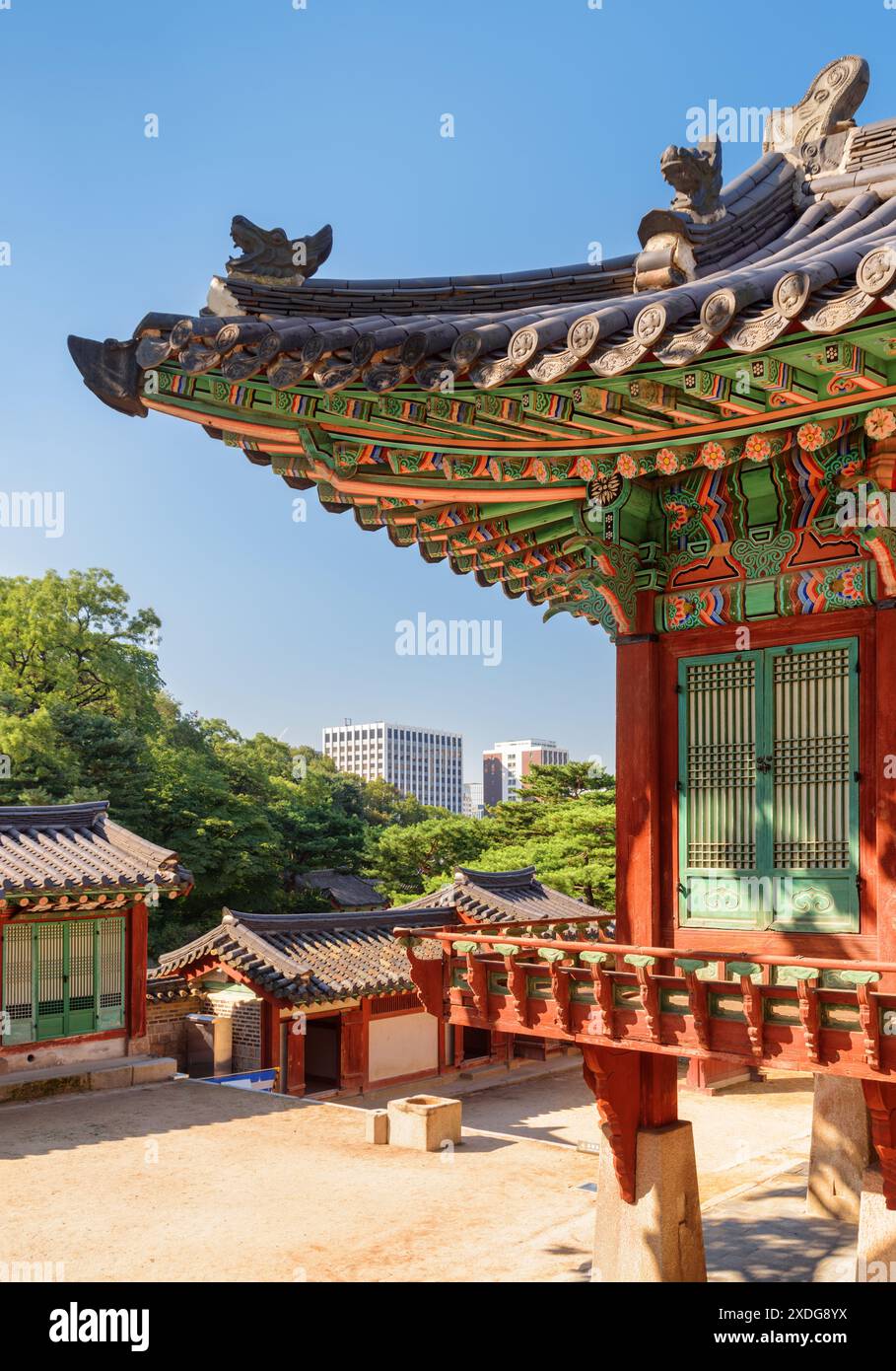 Awesome view of colorful buildings at Changdeokgung Palace in Seoul ...