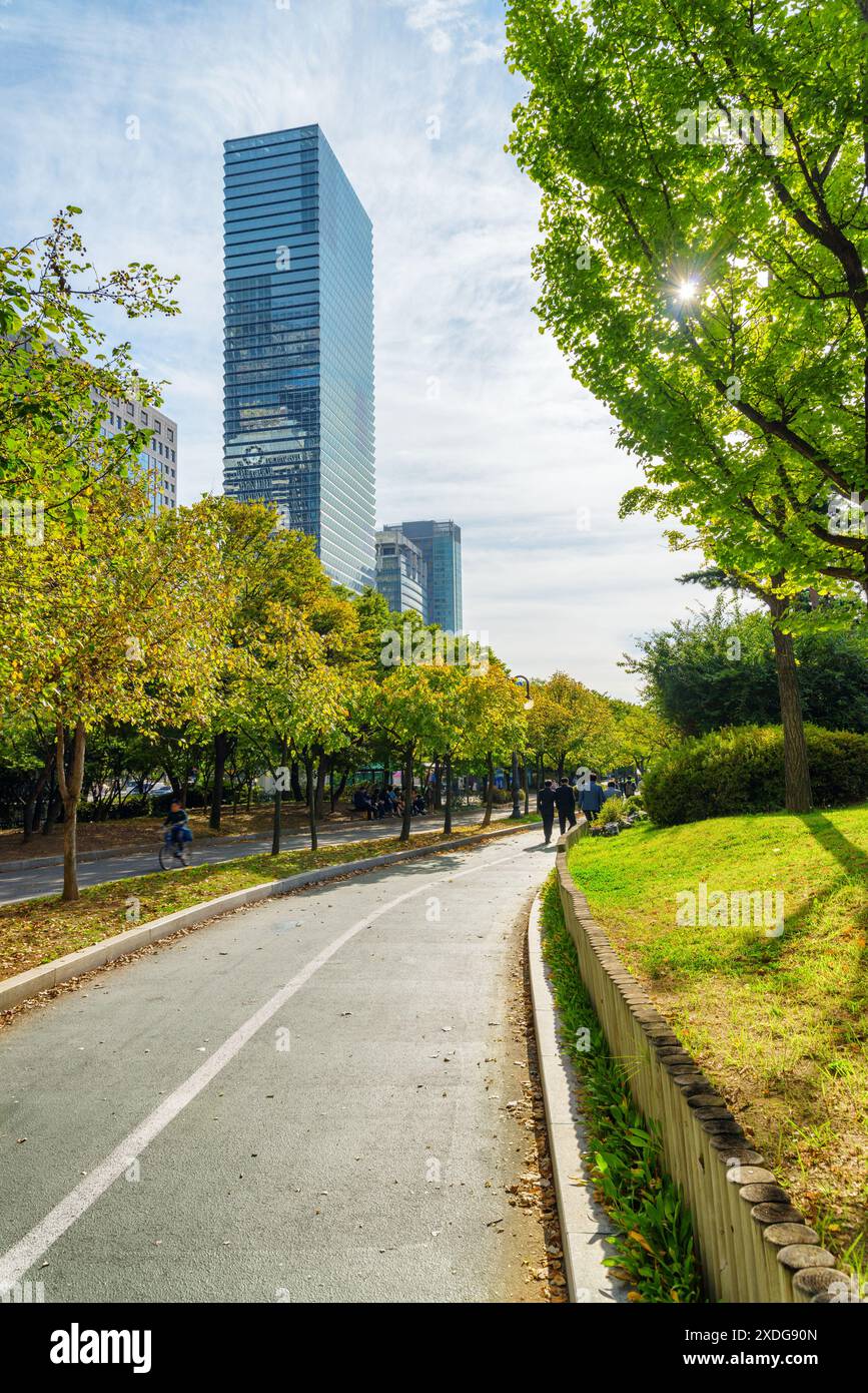 Yeoui do seoul hi-res stock photography and images - Alamy
