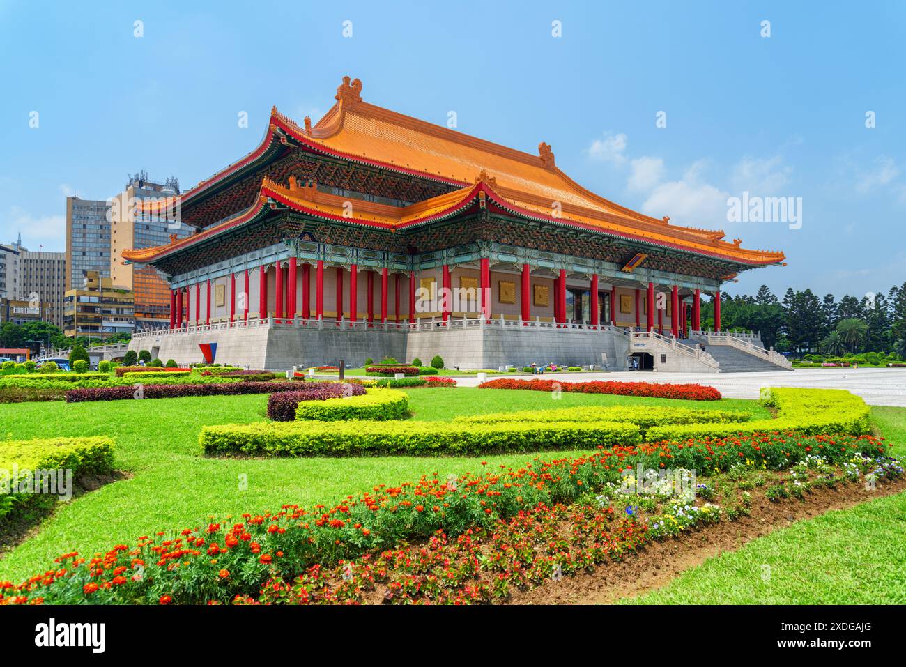 Awesome view of the National Theater at Liberty Square in Taipei ...