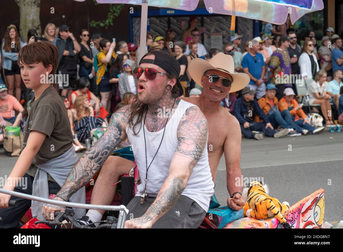 Seattle, Washington, USA. 22nd June, 2024. Thousands celebrate summer ...
