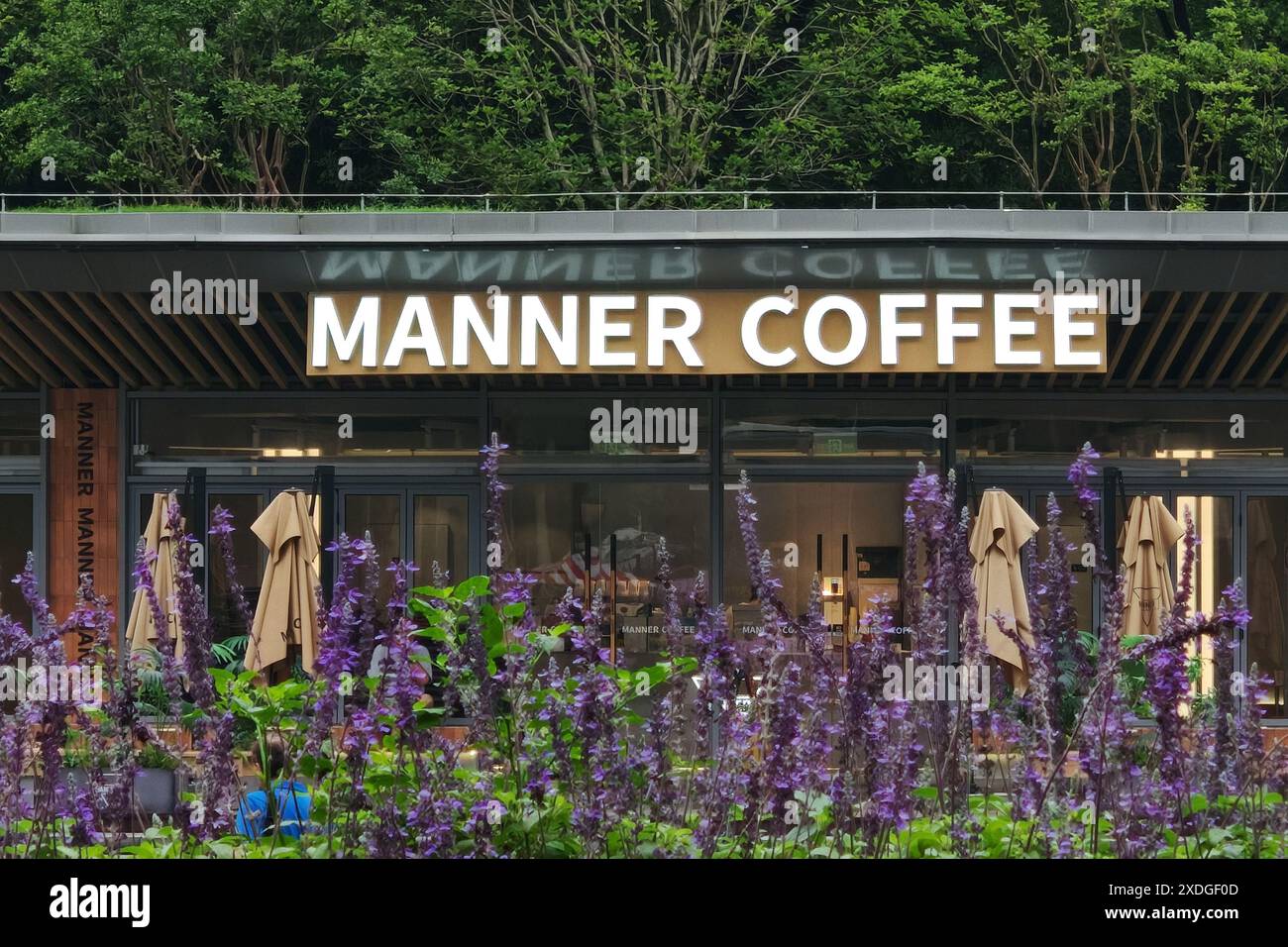 Manner coffee china hi-res stock photography and images - Alamy