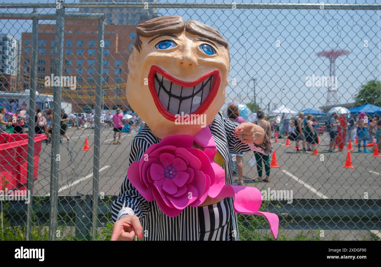 New York, New York, USA. 22nd June, 2024. Tilly the amusement park fun ...