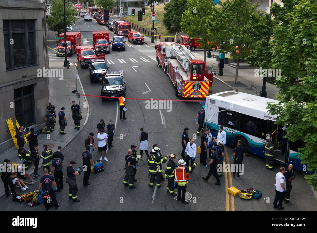 Seattle, USA. 22nd Jun 2024. Mass injury after a metro bus collides ...