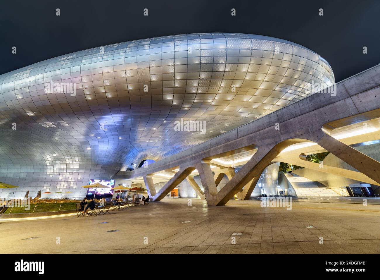 Hadid zaha hi-res stock photography and images - Alamy
