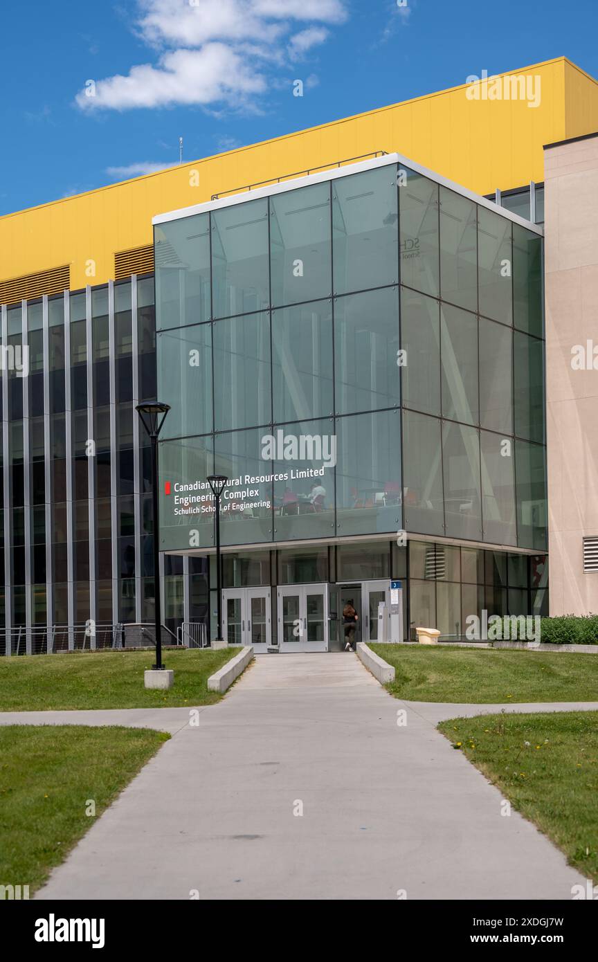 Earth and engineering sciences building hi-res stock photography and ...