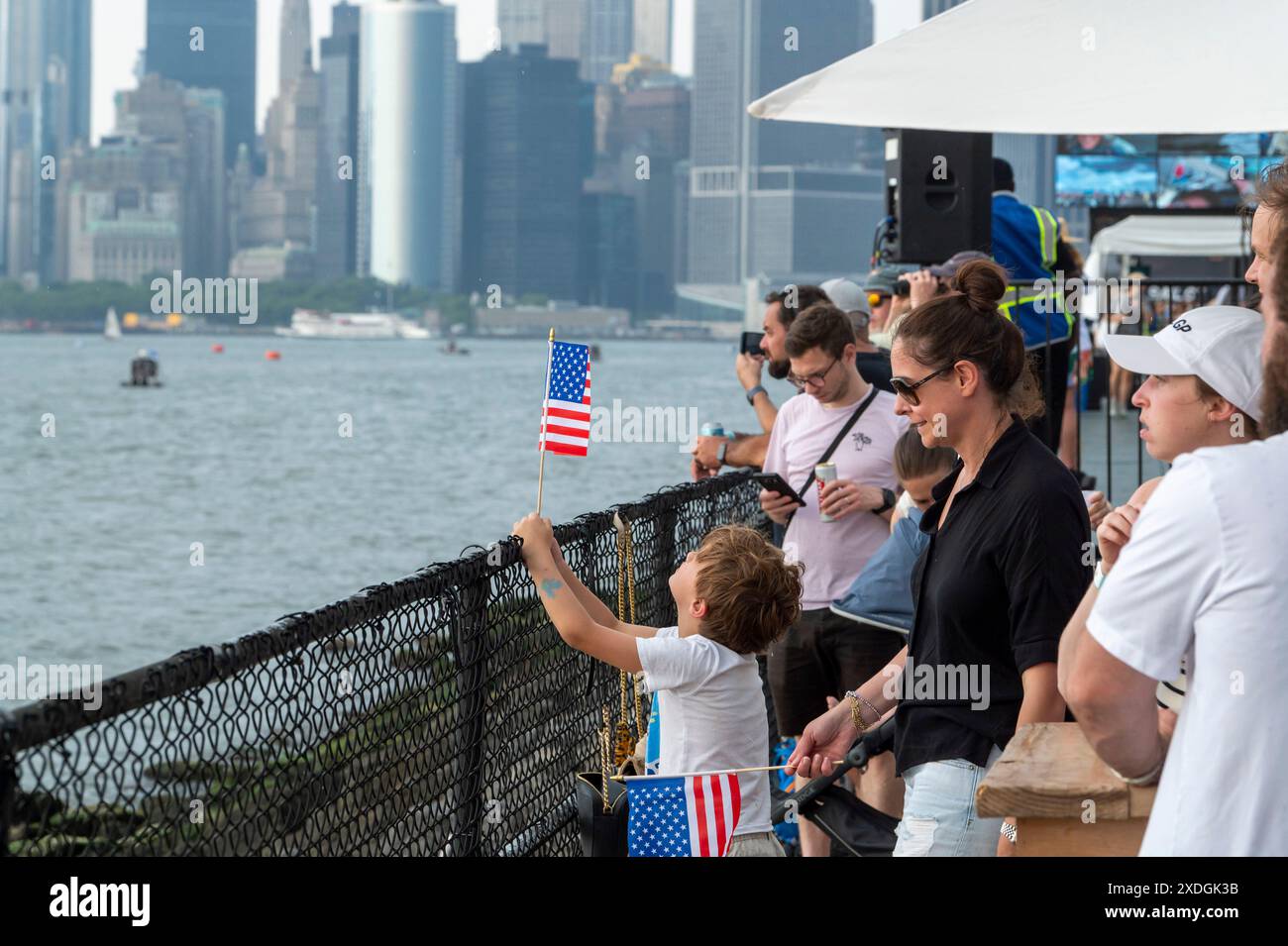 NEW YORK, NEW YORK - JUNE 22: A child waves the The Star-Spangled ...