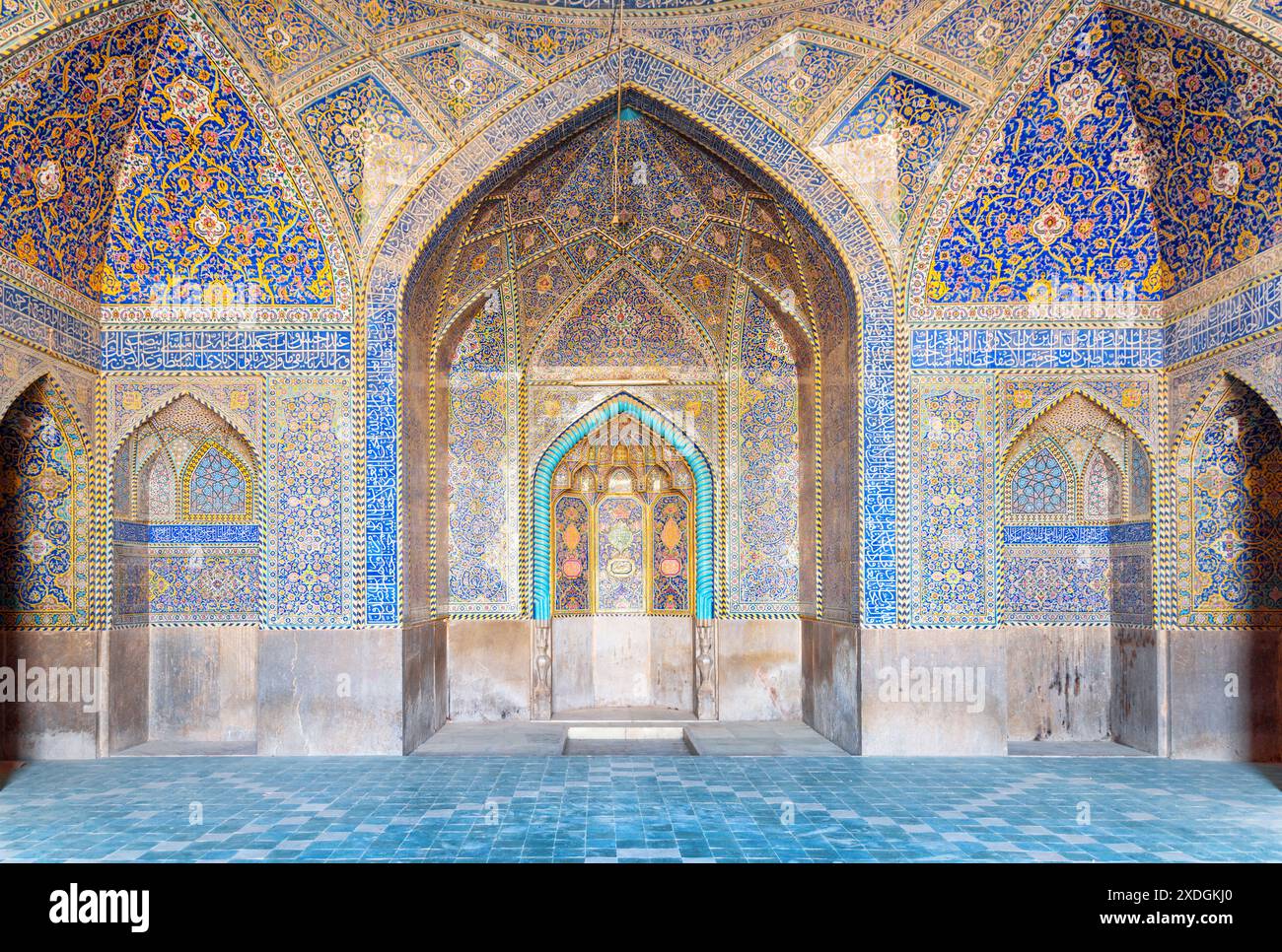 Isfahan, Iran - 24 October, 2018: Awesome view of mihrab inside Seyyed ...