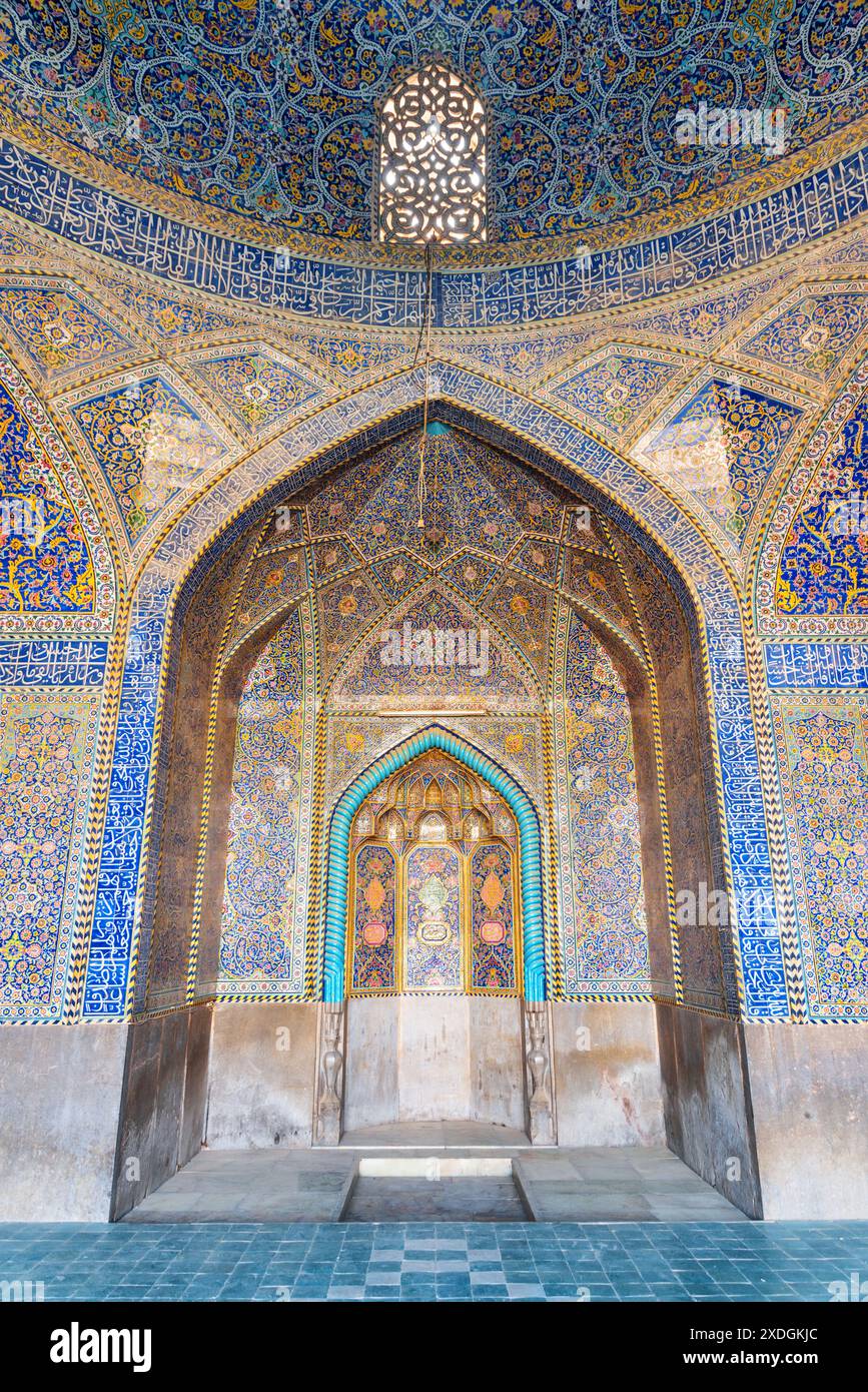 Isfahan, Iran - 24 October, 2018: Awesome view of mihrab inside Seyyed ...