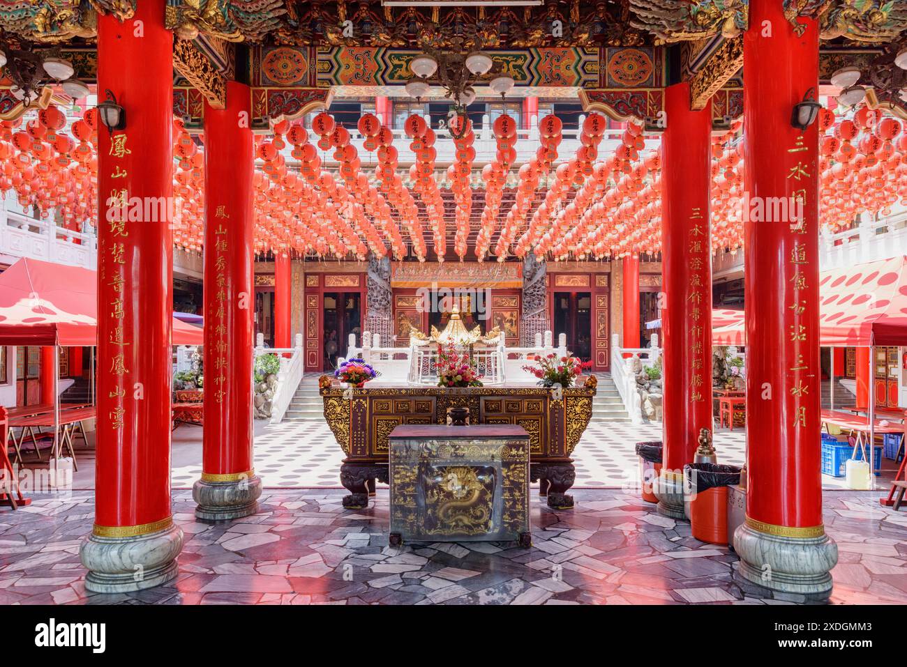 Kaohsiung, Taiwan - April 30, 2019: Awesome interior view of Sanfeng ...