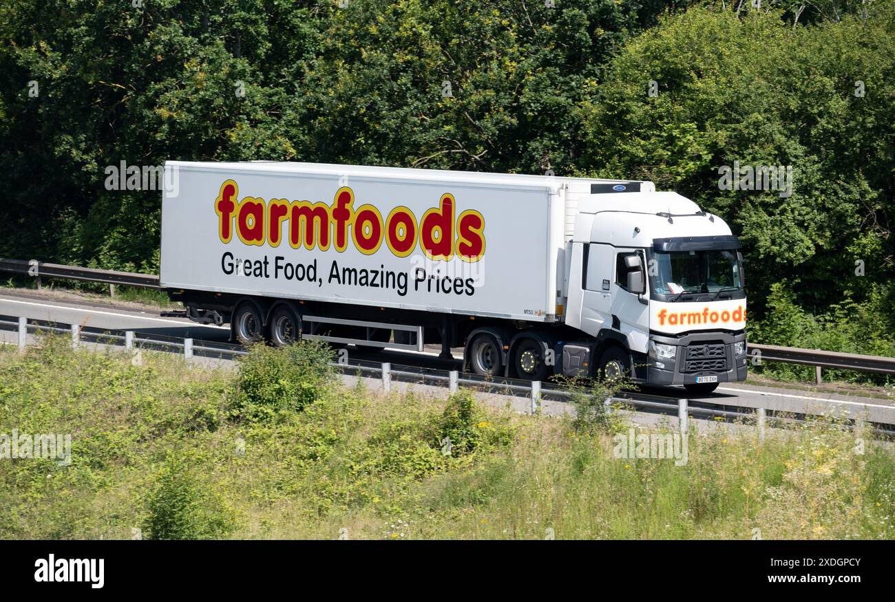 Farmfoods lorry hi-res stock photography and images - Alamy