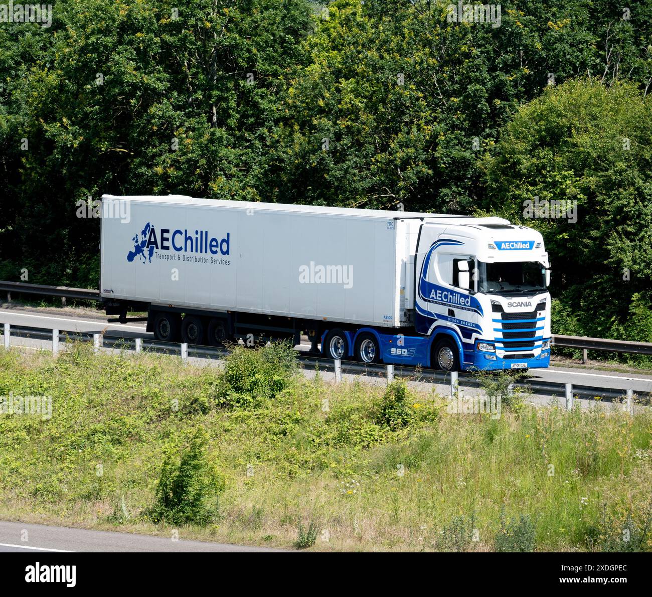 AE Chilled lorry, M40 motorway slip road, Warwick, UK Stock Photo - Alamy