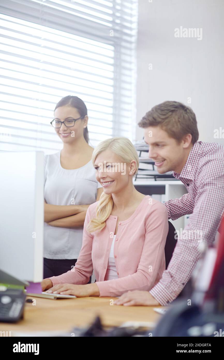 Business people, smile and computer with teamwork help for problem ...