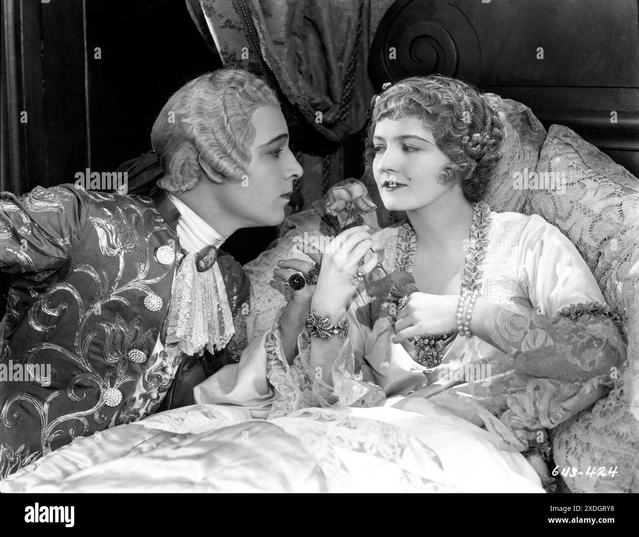 RUDOLPH VALENTINO and DORIS KENYON in MONSIEUR BEAUCAIRE 1924 director ...