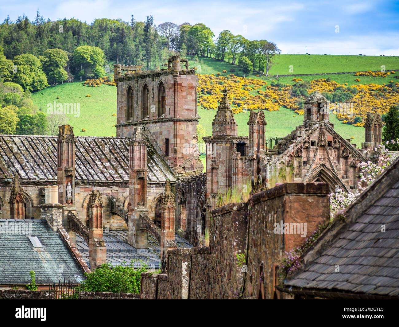 Melrose town scottish borders hi-res stock photography and images - Alamy