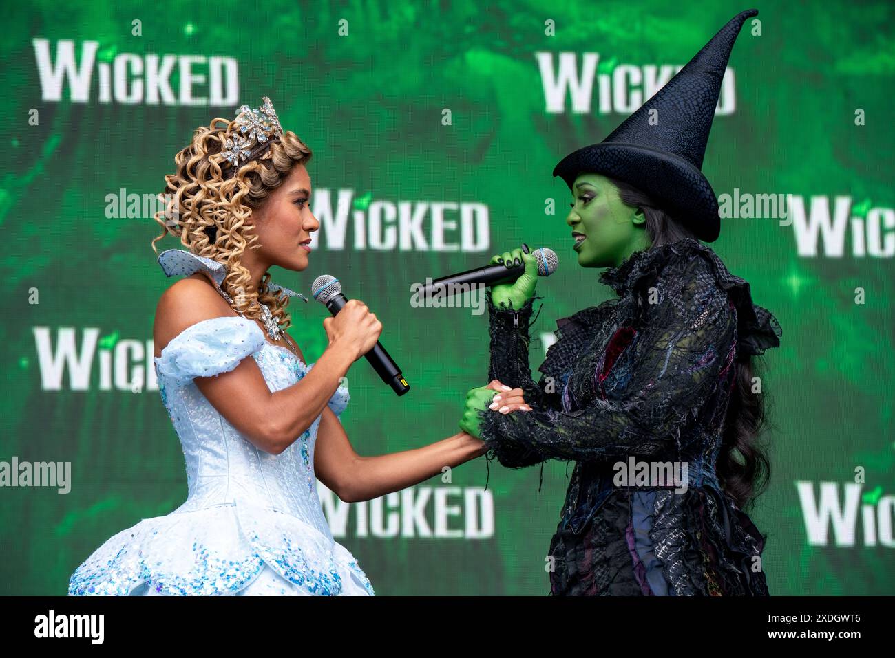 Cast of musical Wicked, Alexia Khadime as Elphaba, and Lucy St. Louis ...