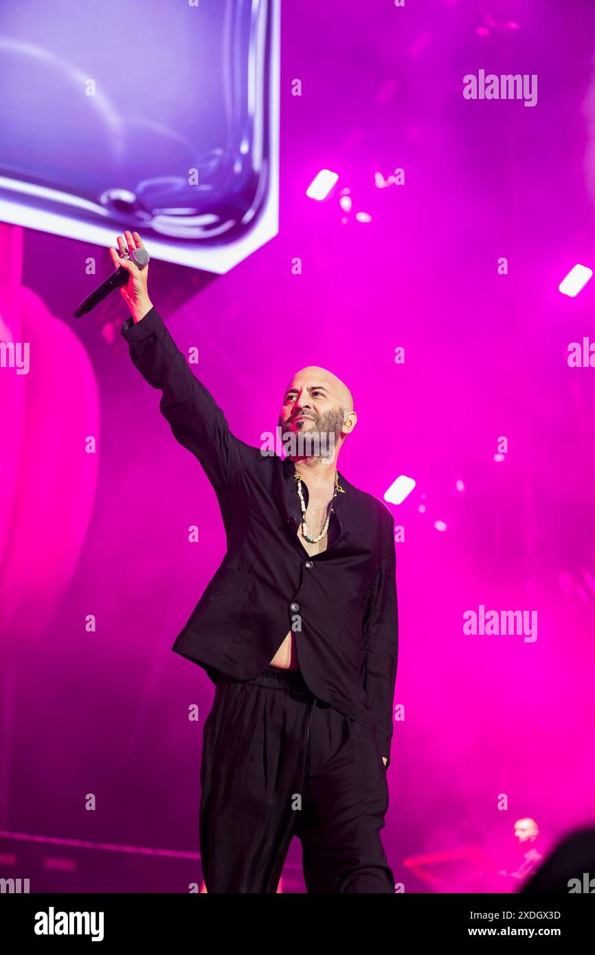 Giuliano Sangiorgi of Negramaro Stock Photo - Alamy