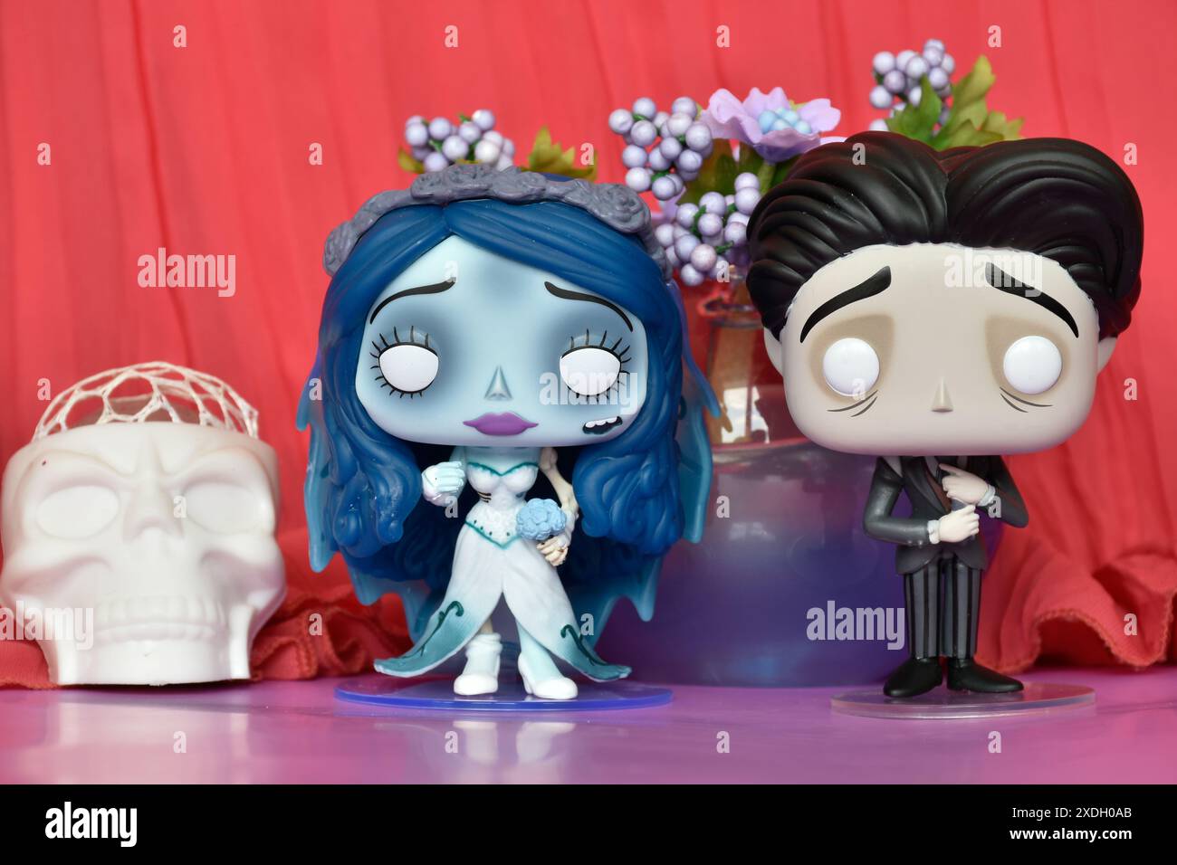 Animated couple hi-res stock photography and images - Alamy