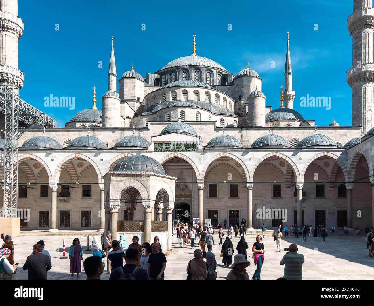 Depth of field mosque photography hi-res stock photography and images ...