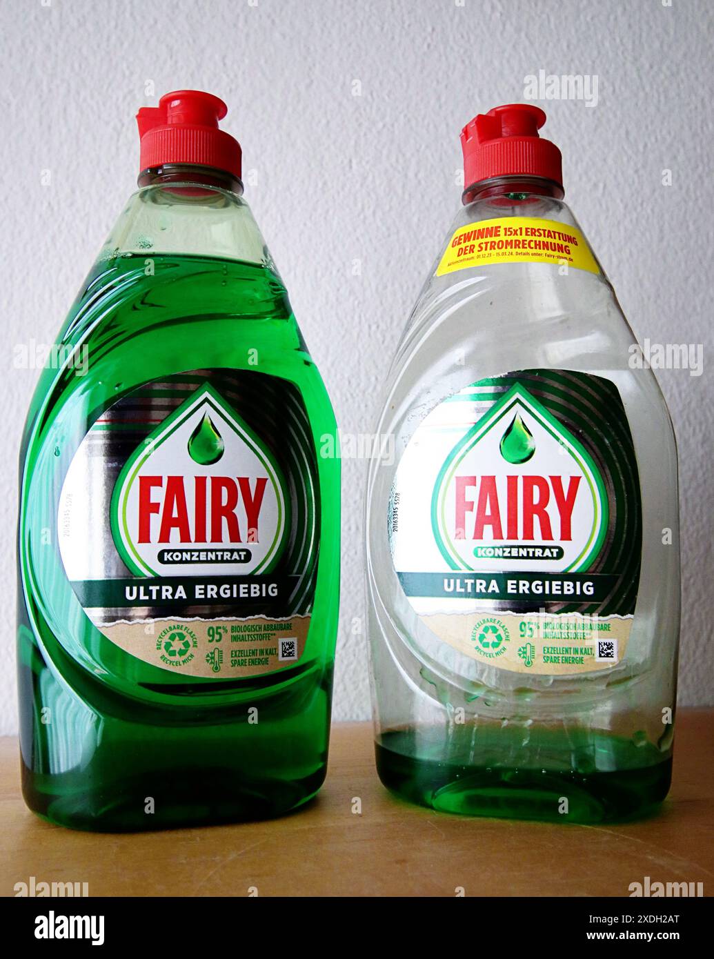 Washing dishes concentrate liquid soap Stock Photo - Alamy