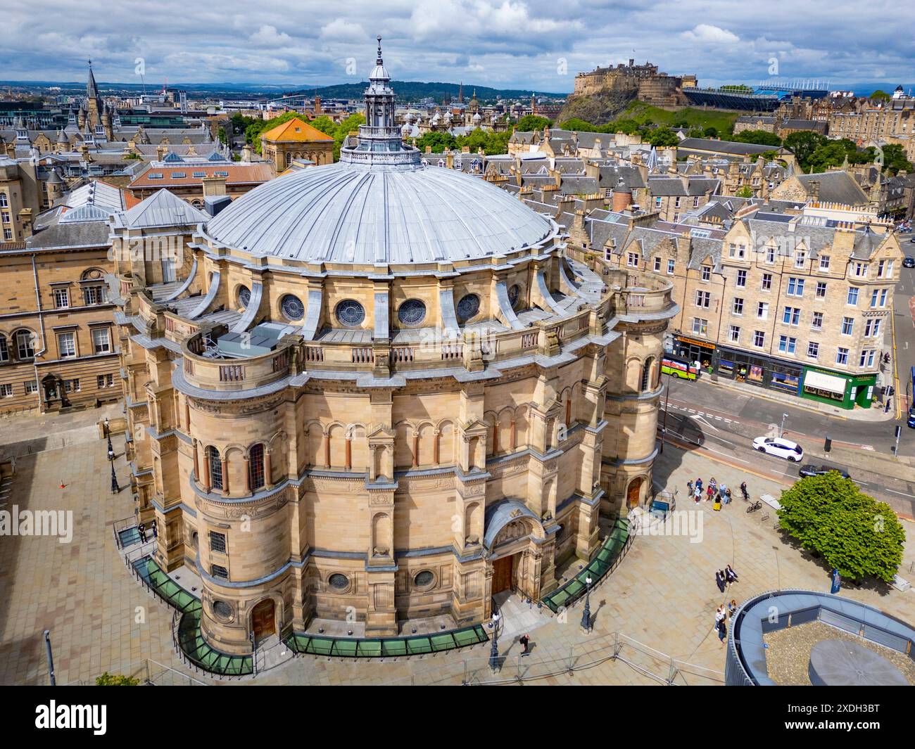 Aerial view of Edinburgh University McEwan Hall on Bristo Square ...