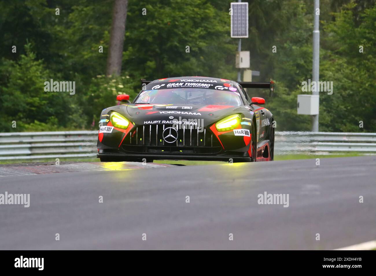 #6 Jusuf Owega (Koeln/DEU) / Hubert Haupt (Muenchen/DEU) / Arjun Maini ...