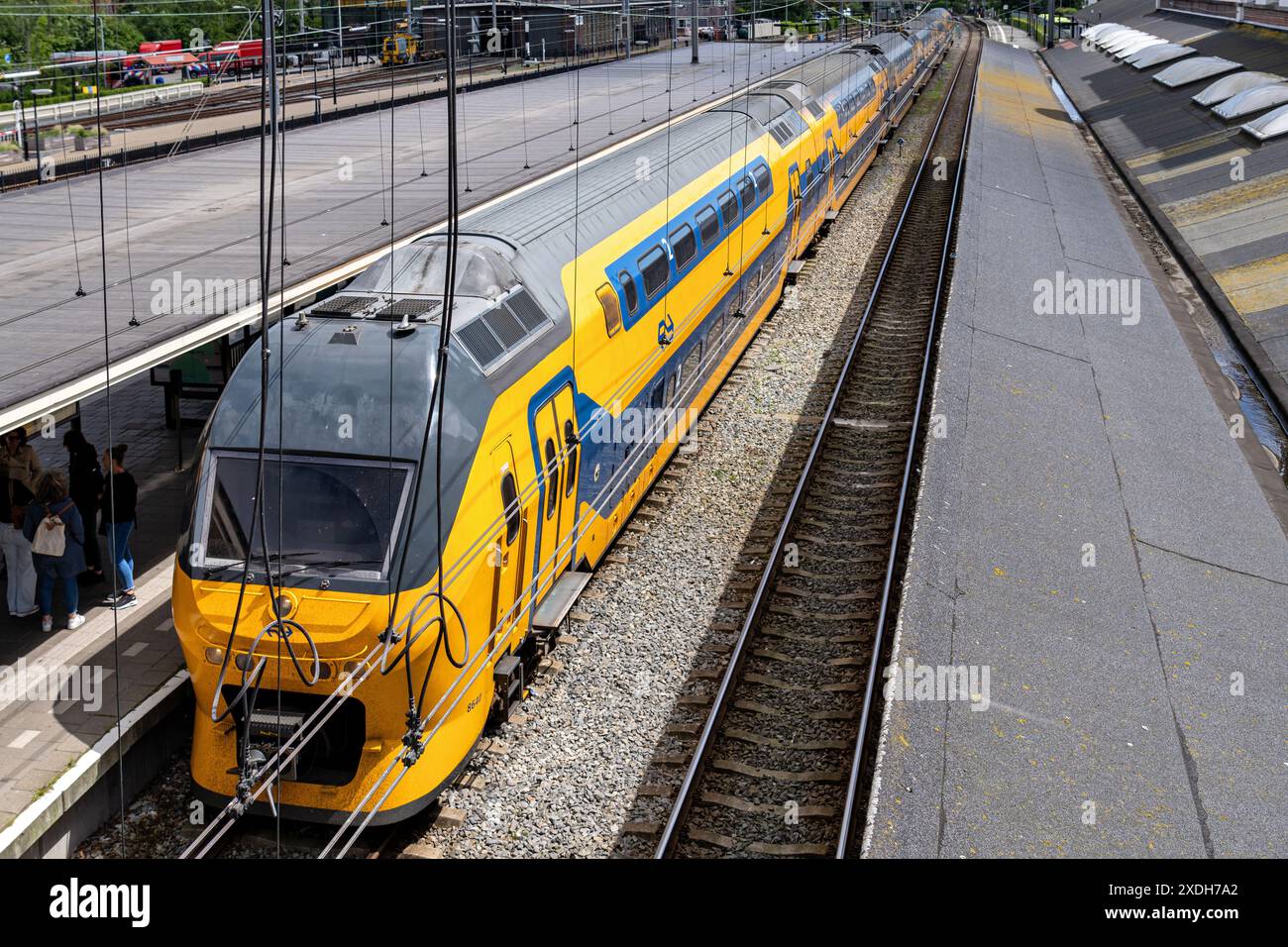 Nederlandse Spoorwegen VIRM train at Hoorn railway station Stock Photo ...