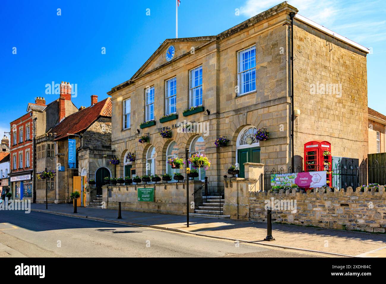 Georgian architecture in town hi-res stock photography and images - Alamy