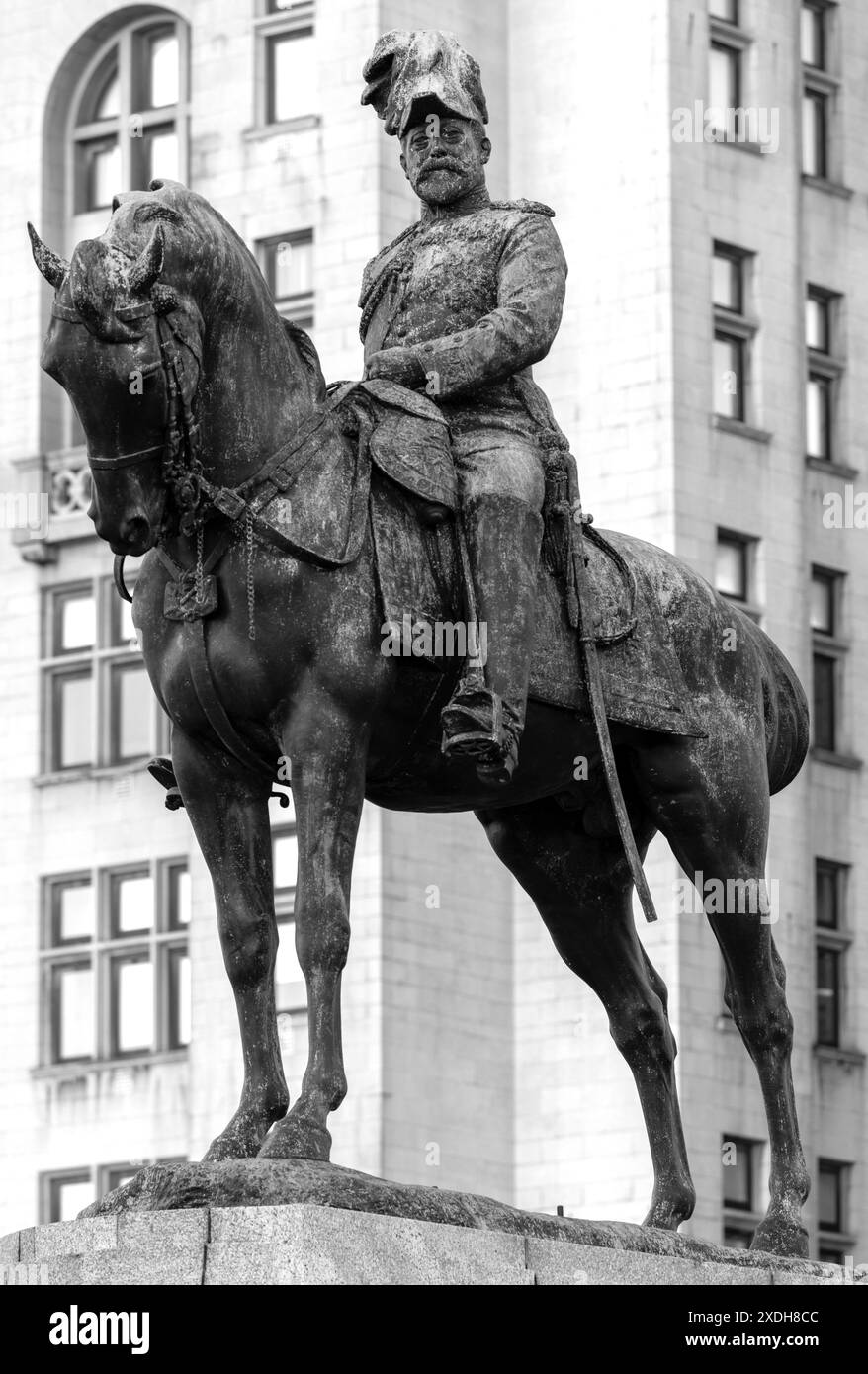 Statue of Edward VII, Pier Head, Liverpool, Merseyside, England, UK ...