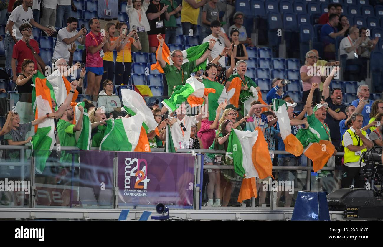 Irish fans at the mixed 4x400m relay final at the European Athletics ...