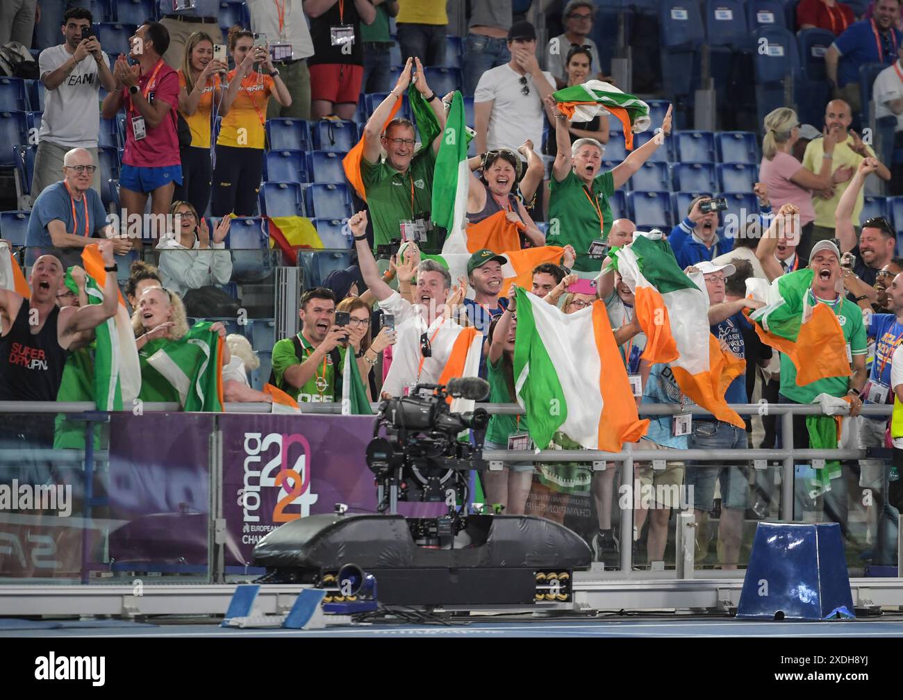 Irish fans at the mixed 4x400m relay final at the European Athletics ...