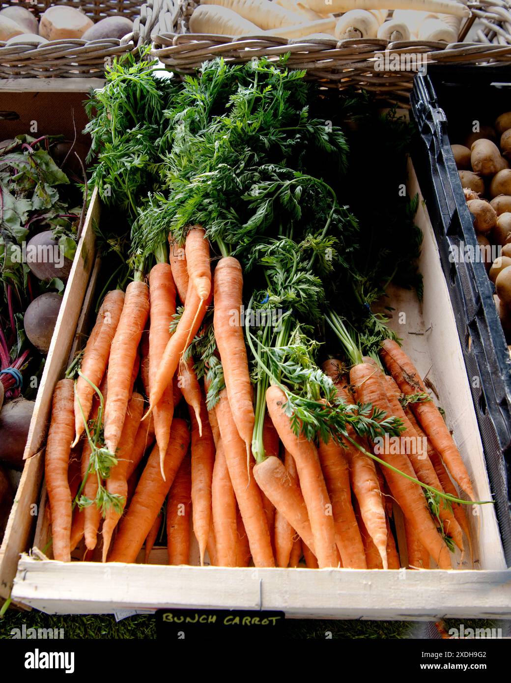 Foods displayed on street hi-res stock photography and images - Alamy