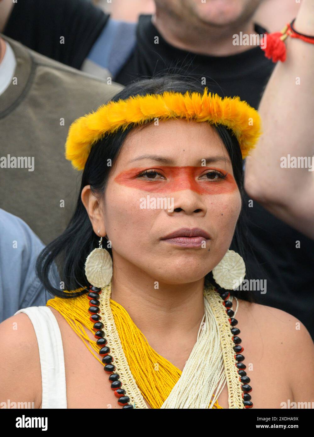 Waorani hi-res stock photography and images - Alamy